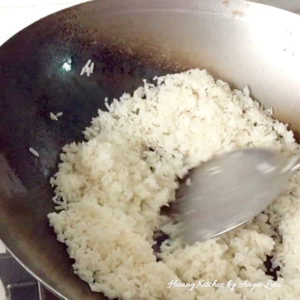 Chinese Egg Fried Rice Recipe 蛋炒饭 | Huang Kitchen