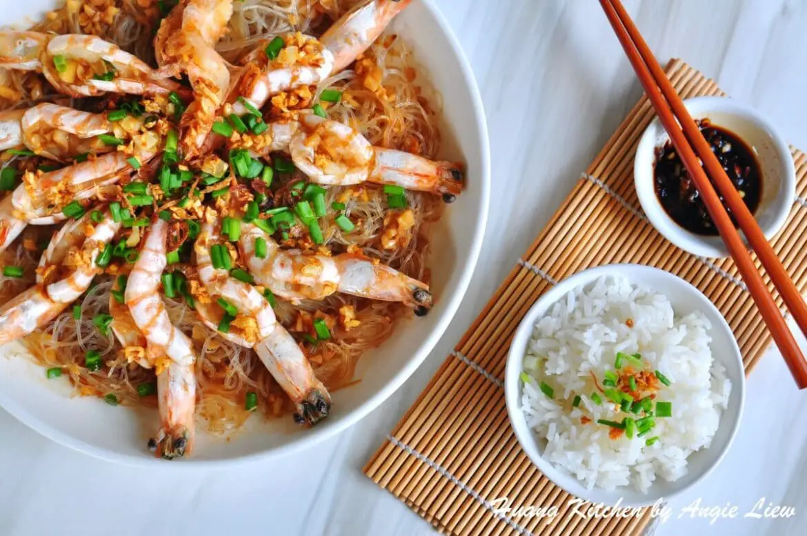 Steamed Garlic Prawns Recipe 蒜米蒸虾食谱 | Huang Kitchen