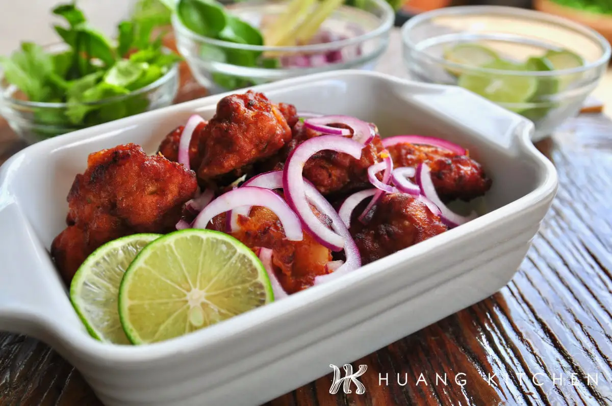 Deep Fried Tom Yam Chicken Recipe 东炎炸鸡 | Huang Kitchen