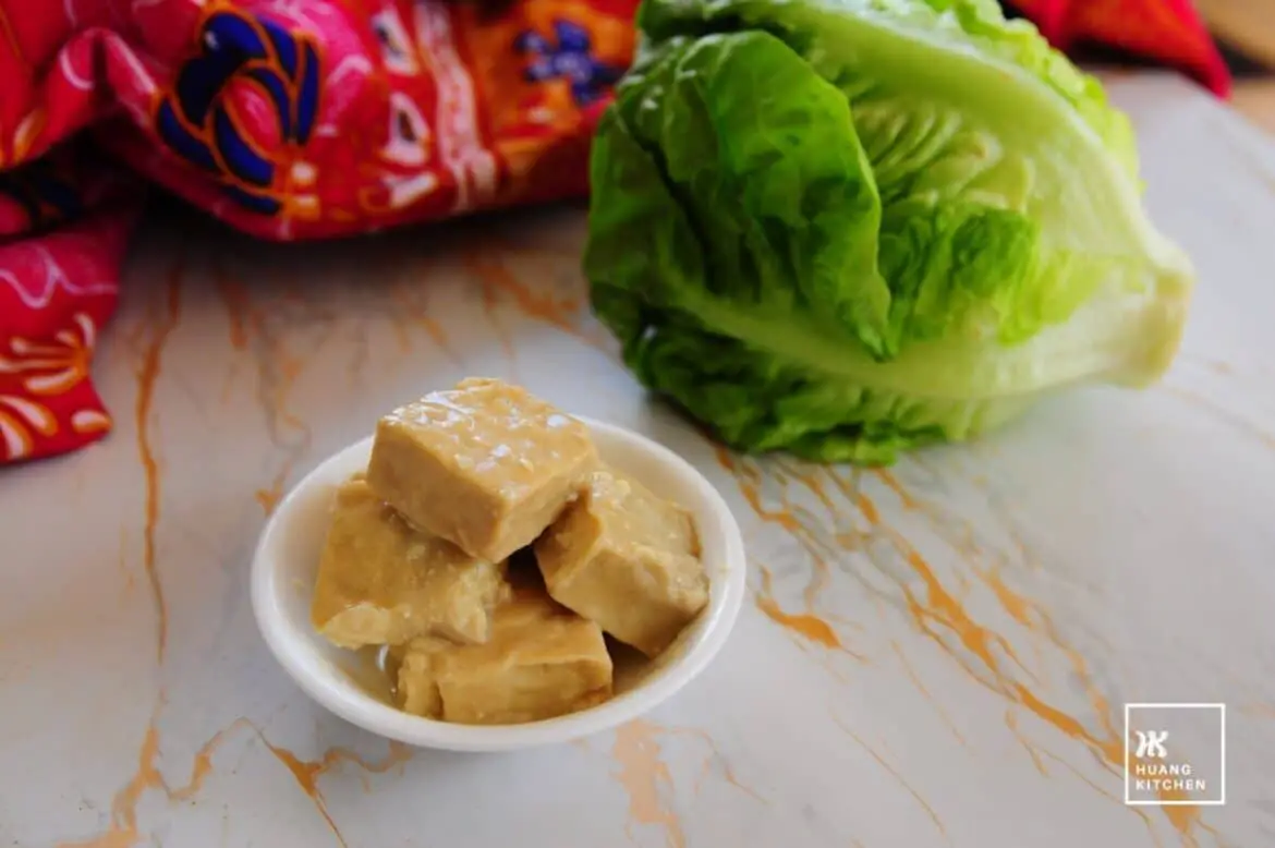 Stir Fry Chinese Lettuce With Fermented Beancurd 油麦炒腐乳 - Huang Kitchen