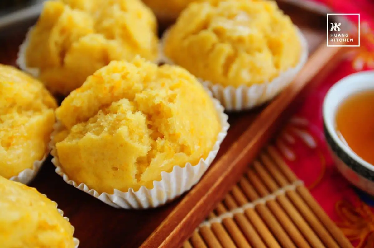 Steamed Pumpkin Huat Kuih 蒸金瓜发糕食谱 | Huang Kitchen