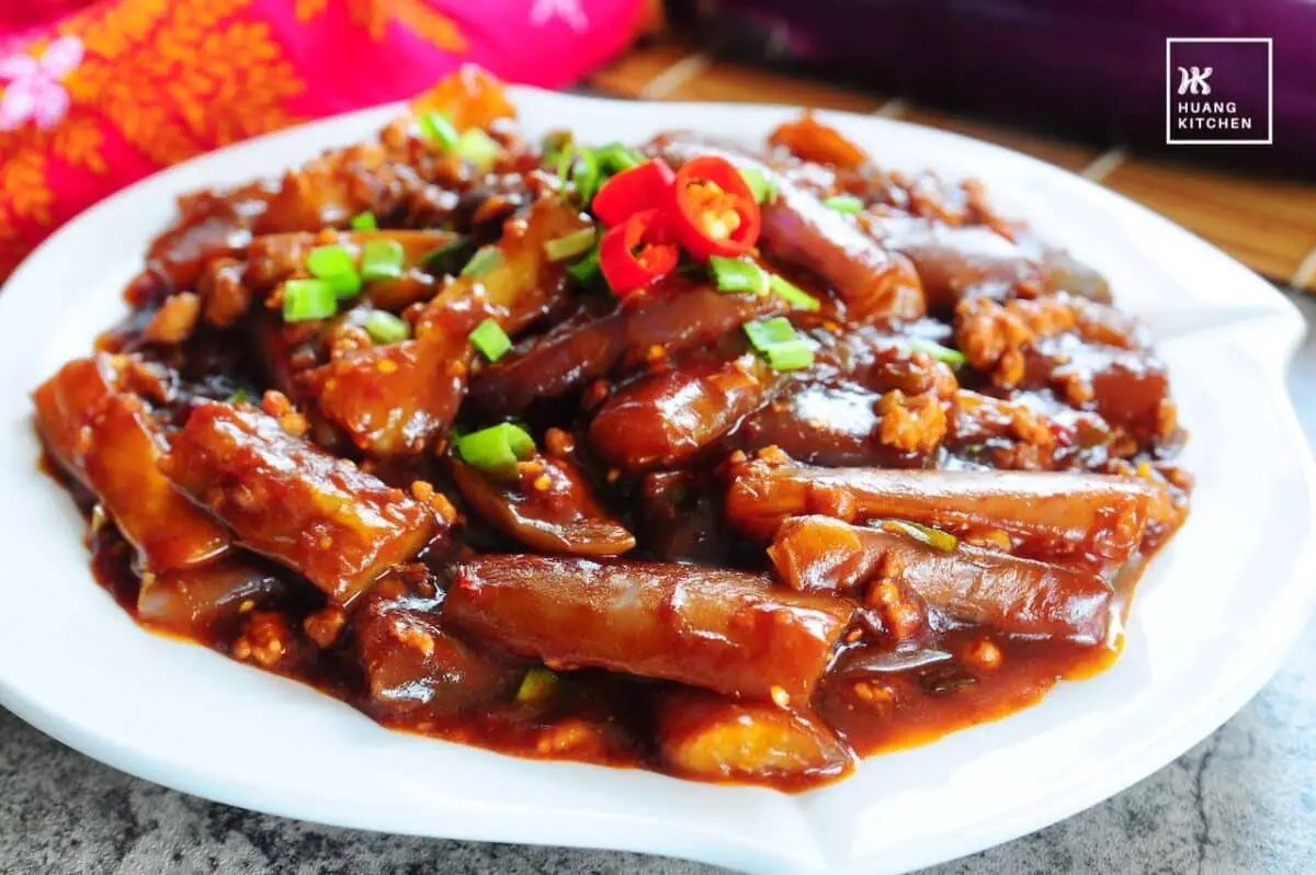 Chinese Eggplant in Garlic Sauce Recipe 蒜蓉炒矮瓜 | Huang Kitchen