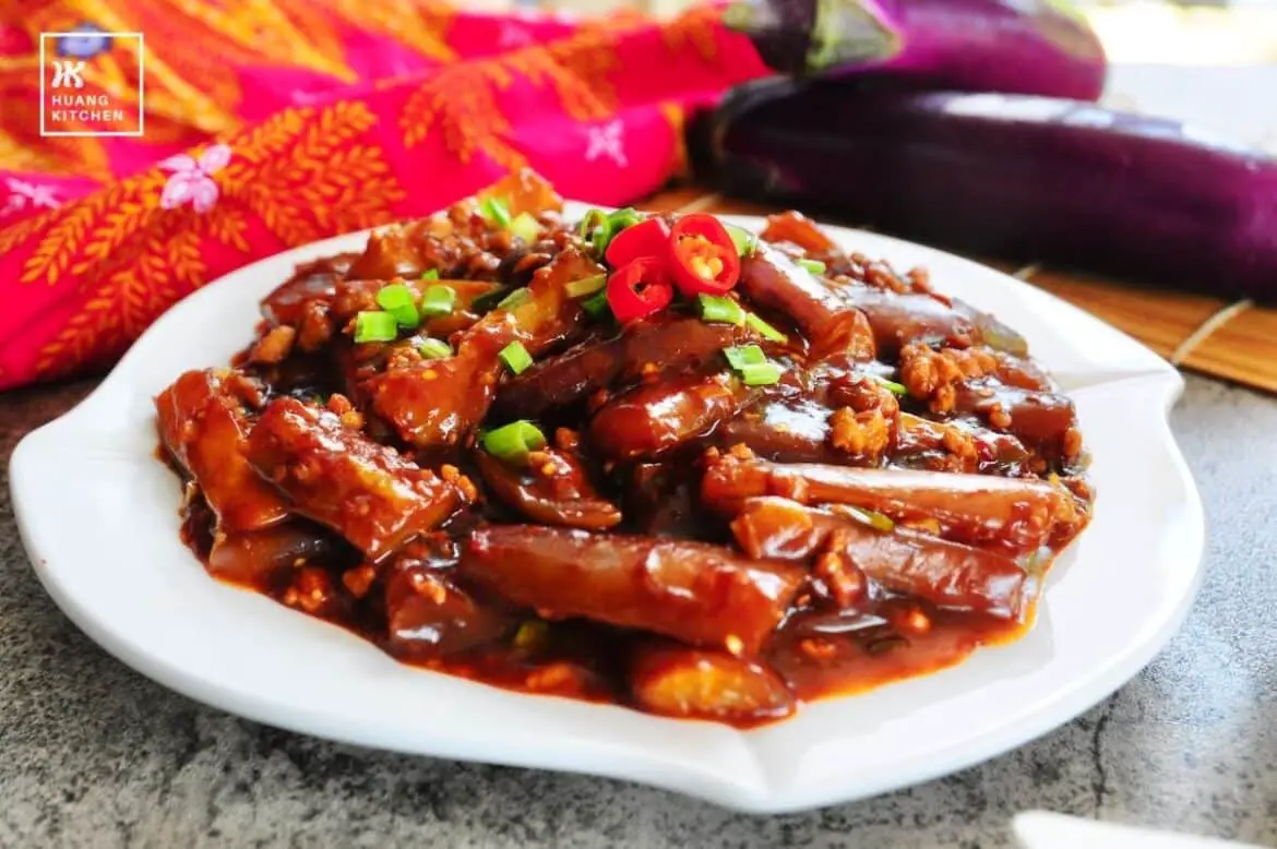 Chinese Eggplant in Garlic Sauce Recipe 蒜蓉炒矮瓜 | Huang Kitchen