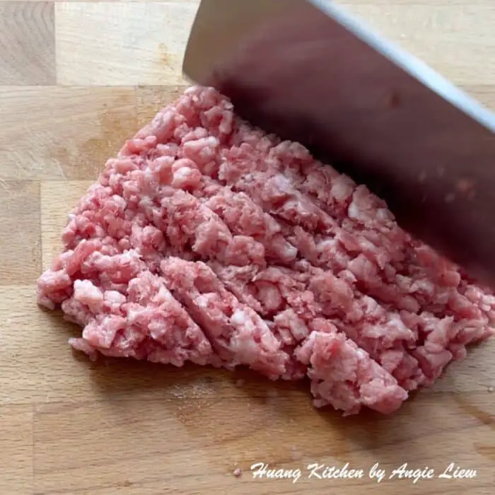 Steamed Minced Pork with Salted Fish Recipe 咸鱼蒸肉饼 | Huang Kitchen
