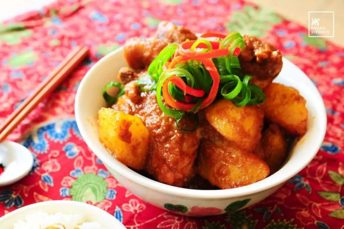 Pongteh Chicken (Peranakan Braised Chicken with Potatoes) 娘惹鸡 - Huang ...
